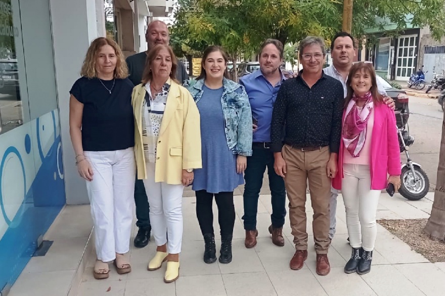 VISITA AL DISTRITO DE CHACABUCO - Federación de Educadores Bonaerenses FEB